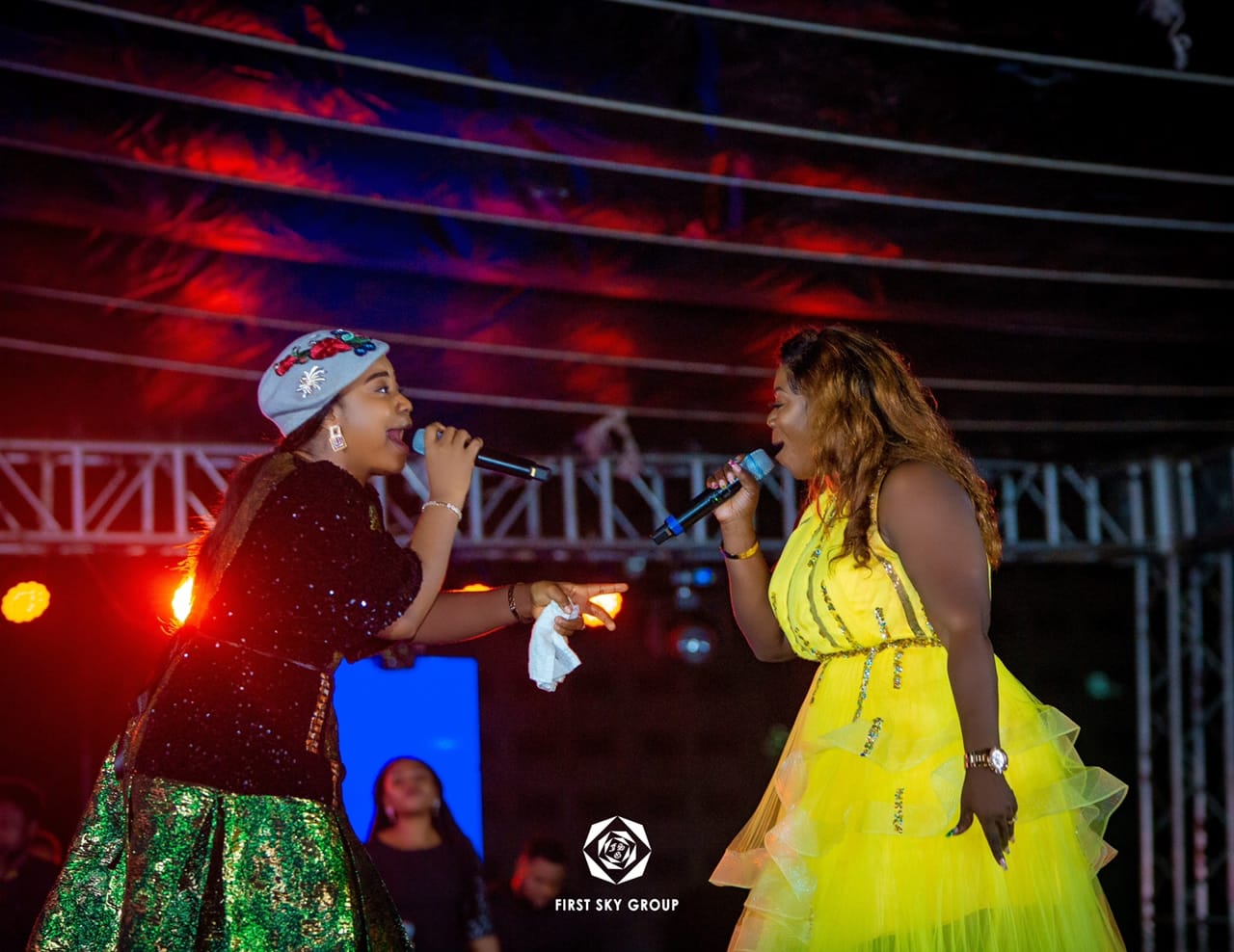 Joe Mettle,Piesie Esther, Mercy Chinwo perform at First Sky Group ...