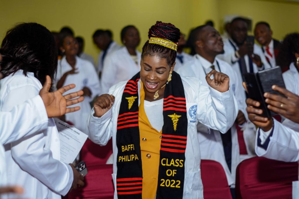 Gospel musician Philipa Baafi graduates as a physician assistant ...